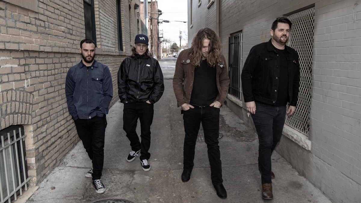 Découvrez le nouveau single d’Abrams : « In The Clouds » - Hard Rock Mag