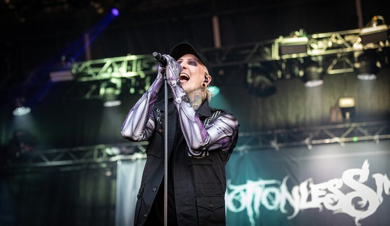 Motionless In White va sortir un nouvel album en 2025 - Hard Rock Mag